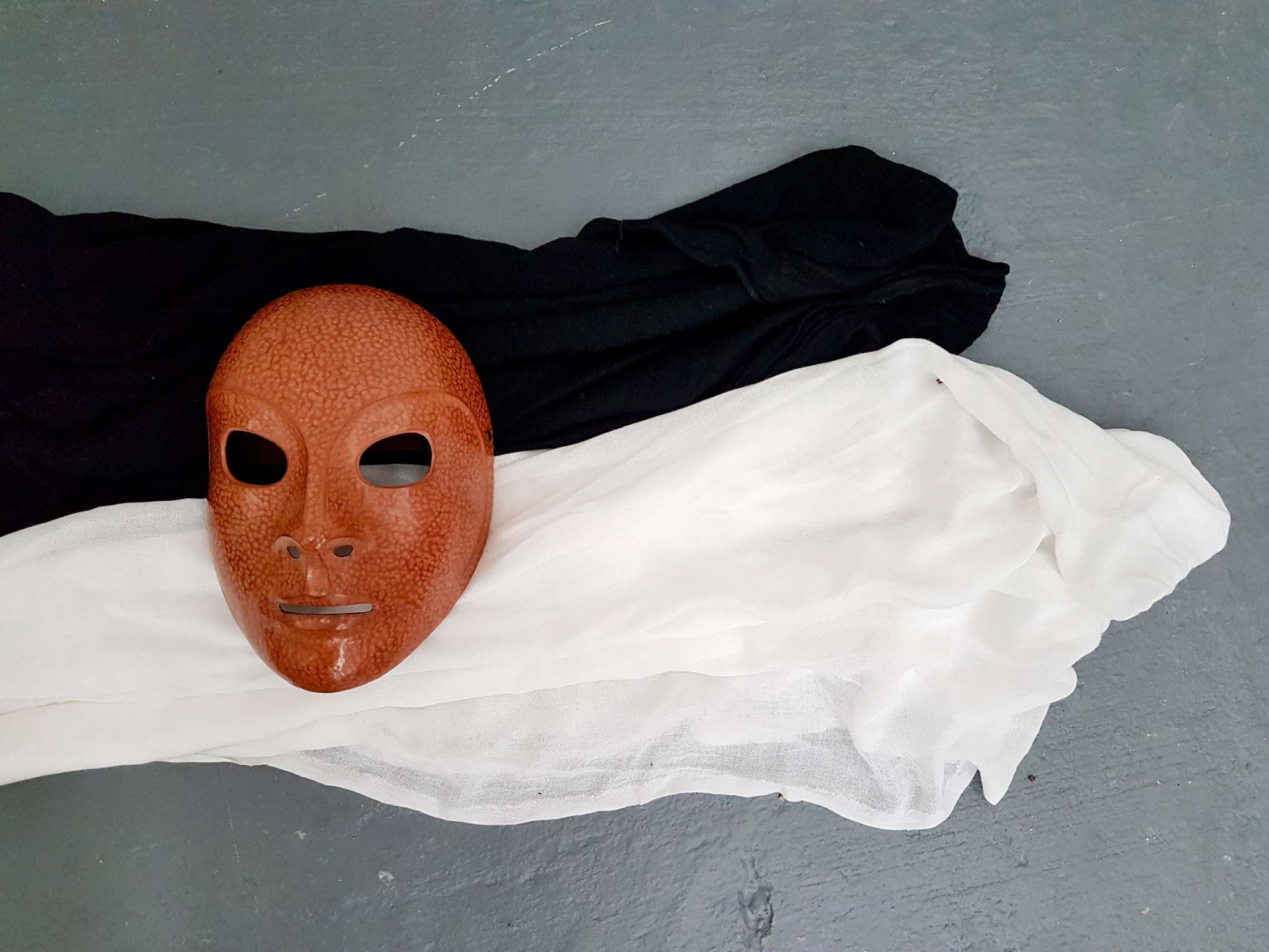 What makes a neutral mask? – Making Faces Theatre